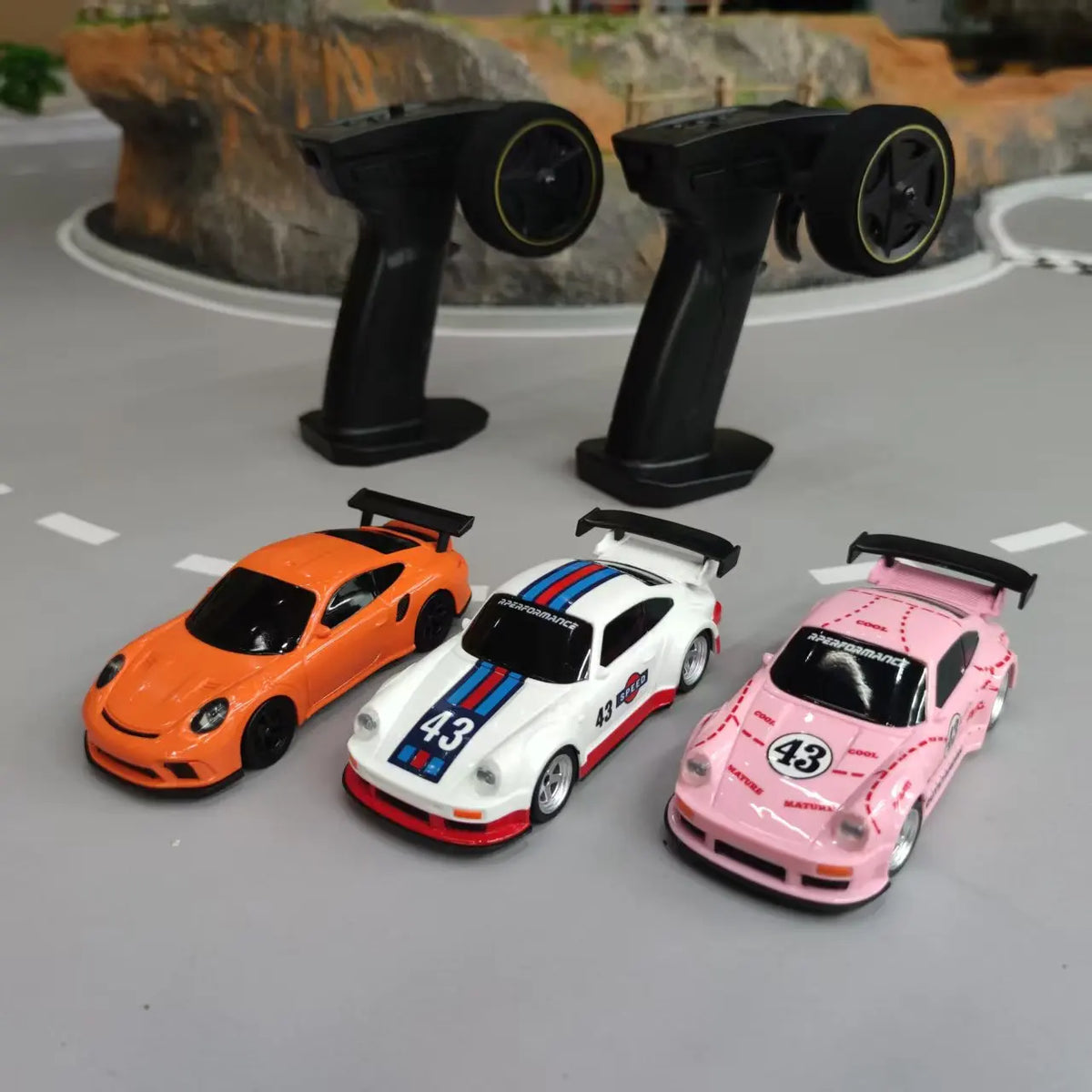 1/43 Scale 4WD Edition Mini RC Drift Car, RTR with Full Proportional S ...