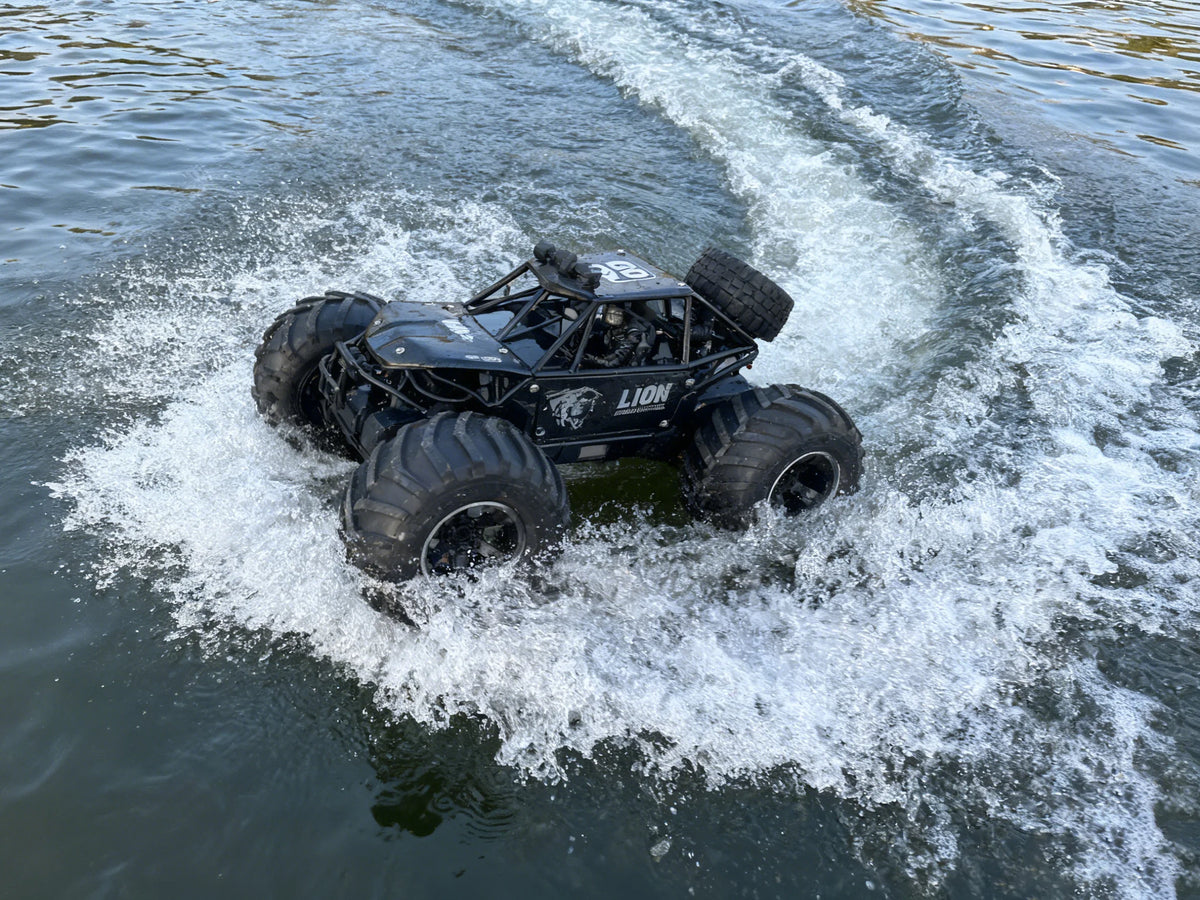 Ultimate Gift 4WD Amphibious RC Car Boat Drives on Land Water APP Cont ...